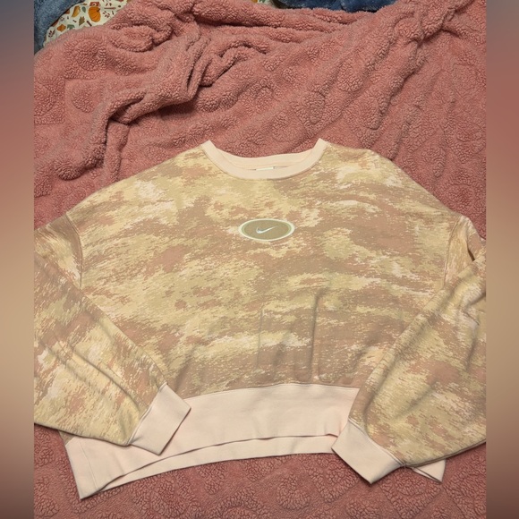 Nike | Tops | Nike Camo Crew Neck | Poshmark